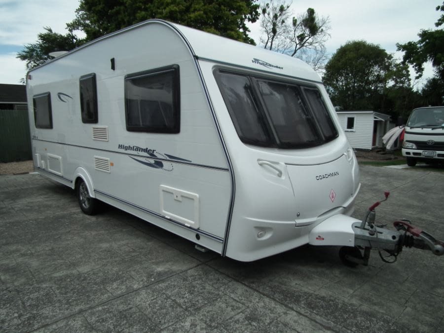 2007 Coachman Highlander 530 - Coastside Caravans