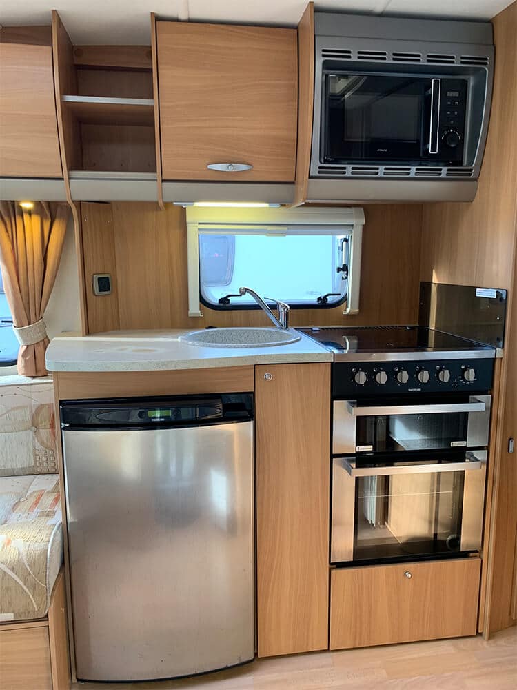 2010 Swift Charisma 550 - Coastside Caravans